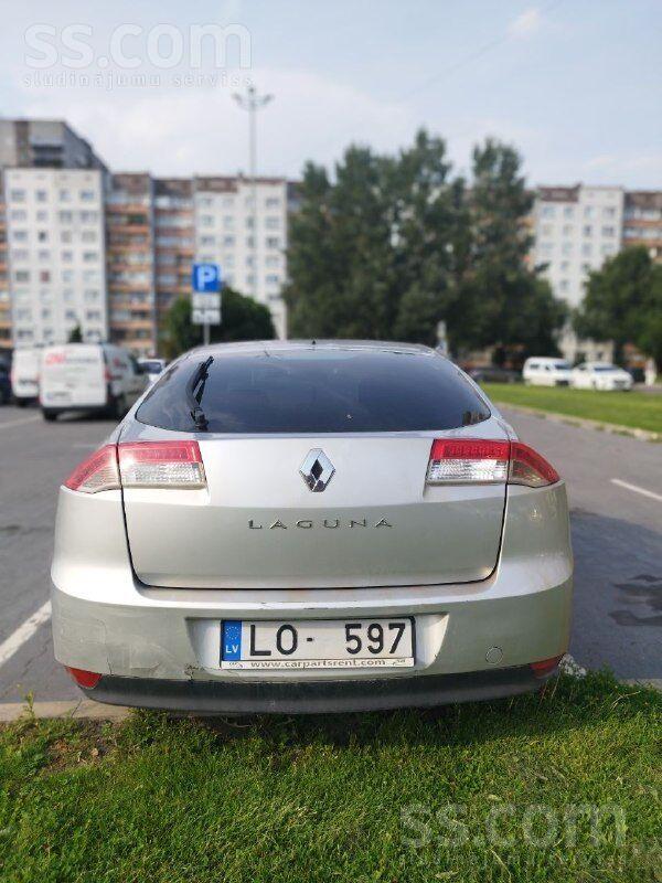 Pelēks Renault Laguna 2007 Rīga, ar dzinēja tilpumu 2.00 L un nobraukumu 290 tūkst. km par 1200 €, foto 6 vietnē AUTOMOTO.COM.LV