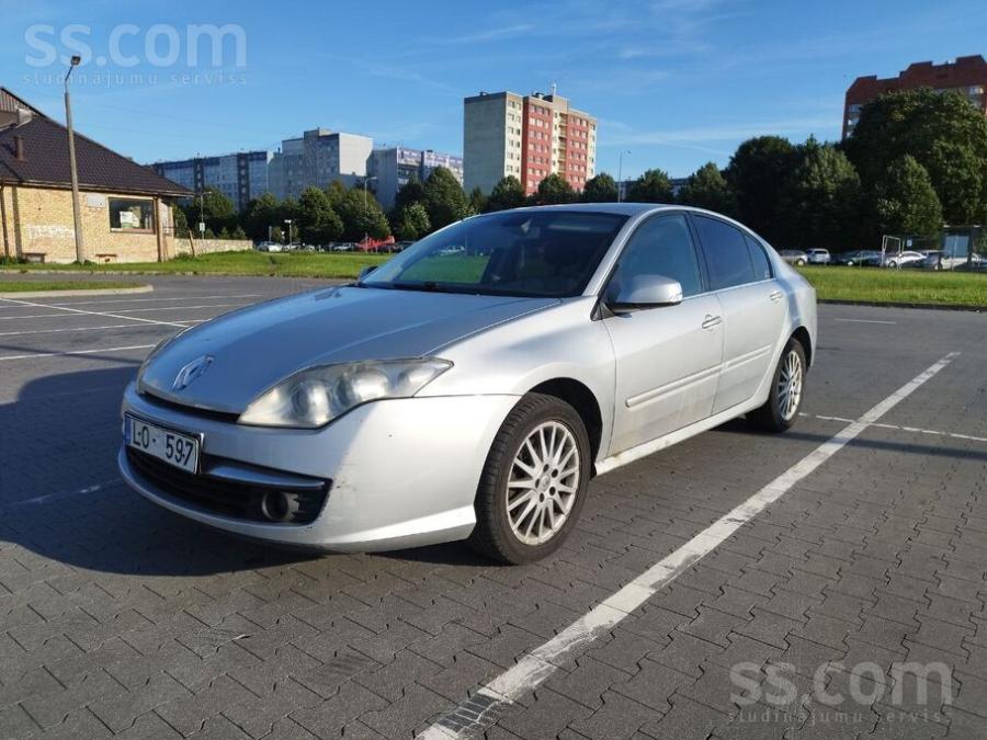 Pelēks Renault Laguna 2007 Rīga, ar dzinēja tilpumu 2.00 L un nobraukumu 291 tūkst. km par 1000 €, foto 3 vietnē AUTOMOTO.COM.LV