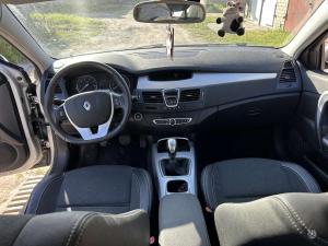 Pelēks Renault Laguna 2008 Marijampole, ar dzinēja tilpumu 2.00 L un nobraukumu 180 tūkst. km par 1700 €, foto 6 vietnē AUTOMOTO.COM.LV