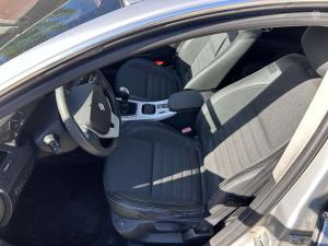 Pelēks Renault Laguna 2008 Marijampole, ar dzinēja tilpumu 2.00 L un nobraukumu 180 tūkst. km par 1700 €, foto 7 vietnē AUTOMOTO.COM.LV