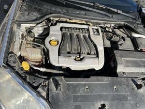 Pelēks Renault Laguna 2008 Marijampole, ar dzinēja tilpumu 2.00 L un nobraukumu 180 tūkst. km par 1700 €, foto 9 vietnē AUTOMOTO.COM.LV