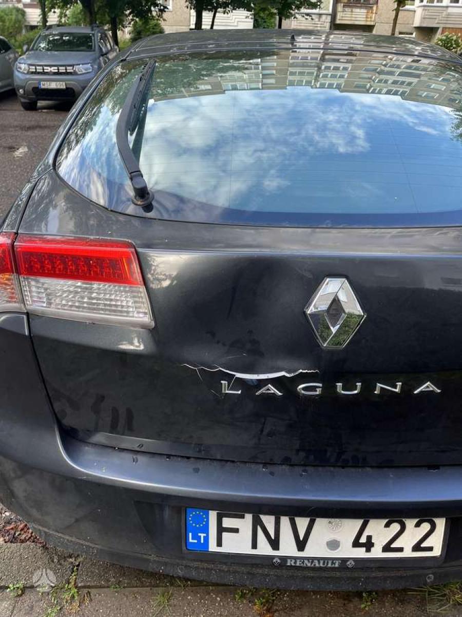 Grey Renault Laguna 2009 in Vilnius, with an engine capacity of 1.50 L and mileage of 163 thousand km for 2000 €, photo 4 on AUTOMOTO.COM.LV