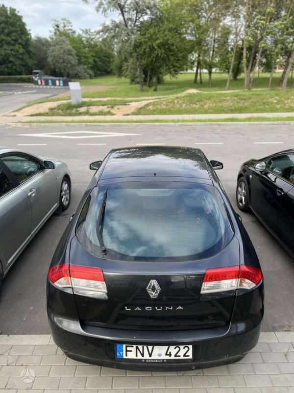 Pelēks Renault Laguna 2009 Viļņa, ar dzinēja tilpumu 1.50 L un nobraukumu 163 tūkst. km par 2000 €, foto 7 vietnē AUTOMOTO.COM.LV