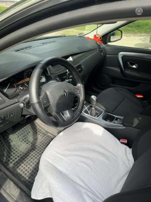 Grey Renault Laguna 2009 in Vilnius, with an engine capacity of 1.50 L and mileage of 163 thousand km for 2000 €, photo 9 on AUTOMOTO.COM.LV