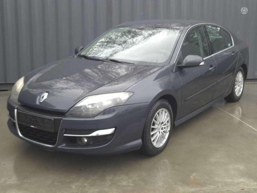 Grey Renault Laguna 2013 in Vilnius, with an engine capacity of 2.00 L and mileage of 138 thousand km for 3500 €, photo 1 on AUTOMOTO.COM.LV