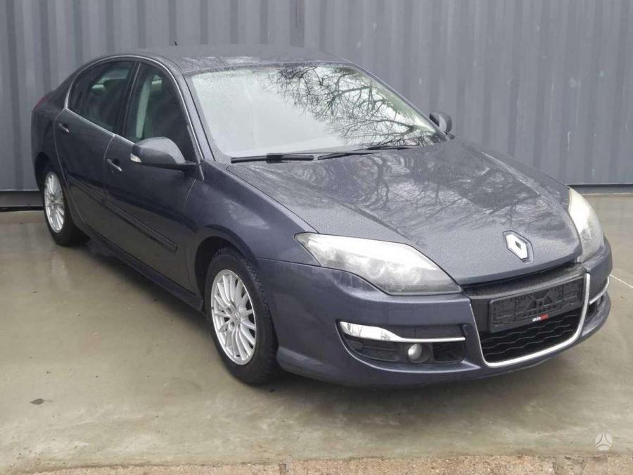 Grey Renault Laguna 2013 in Vilnius, with an engine capacity of 2.00 L and mileage of 138 thousand km for 3500 €, photo 2 on AUTOMOTO.COM.LV