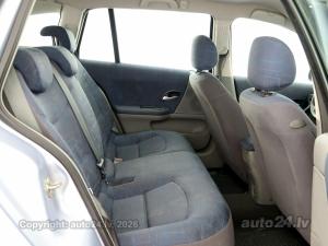 Pelēks Renault Laguna 2001 Tallina, ar dzinēja tilpumu 1.80 L un nobraukumu 202 tūkst. km par 999 €, foto 8 vietnē AUTOMOTO.COM.LV