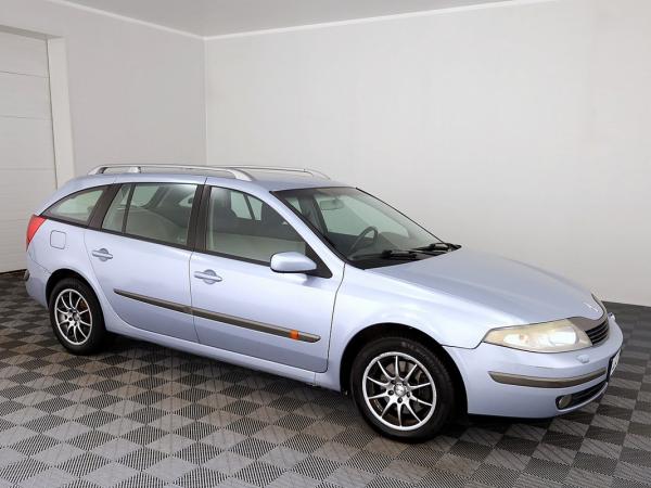 Grey Renault Laguna 2001 in Tallinn, with an engine capacity of 1.80 L and mileage of 202 thousand km for 799 €, photo 8 on AUTOMOTO.COM.LV