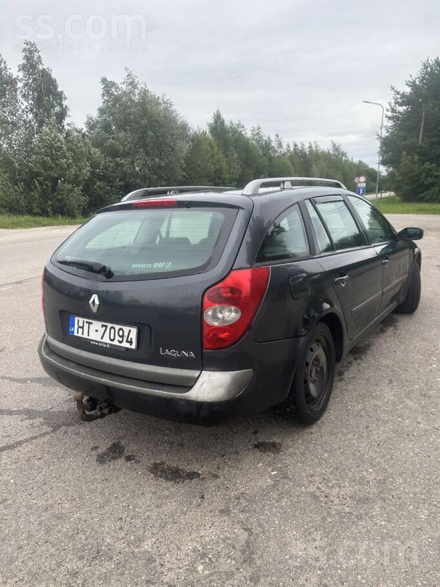 Grey Renault Laguna 2002 in Riga, with an engine capacity of 1.80 L and mileage of 262 thousand km for 950 €, photo 4 on AUTOMOTO.COM.LV