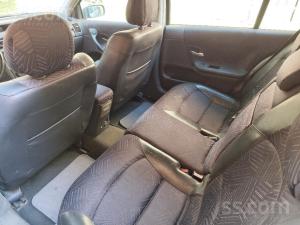 Pelēks Renault Laguna 2002 Rīga, ar dzinēja tilpumu 1.90 L un nobraukumu 265 tūkst. km par 705 €, foto 4 vietnē AUTOMOTO.COM.LV