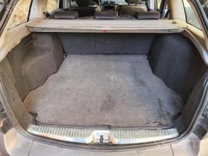 Pelēks Renault Laguna 2002 Rīga, ar dzinēja tilpumu 1.90 L un nobraukumu 265 tūkst. km par 705 €, foto 5 vietnē AUTOMOTO.COM.LV