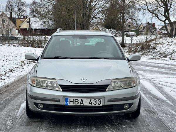 Pelēks Renault Laguna 2005 Viļņa, ar dzinēja tilpumu 2.00 L un nobraukumu 300 tūkst. km par 499 €, foto 2 vietnē AUTOMOTO.COM.LV