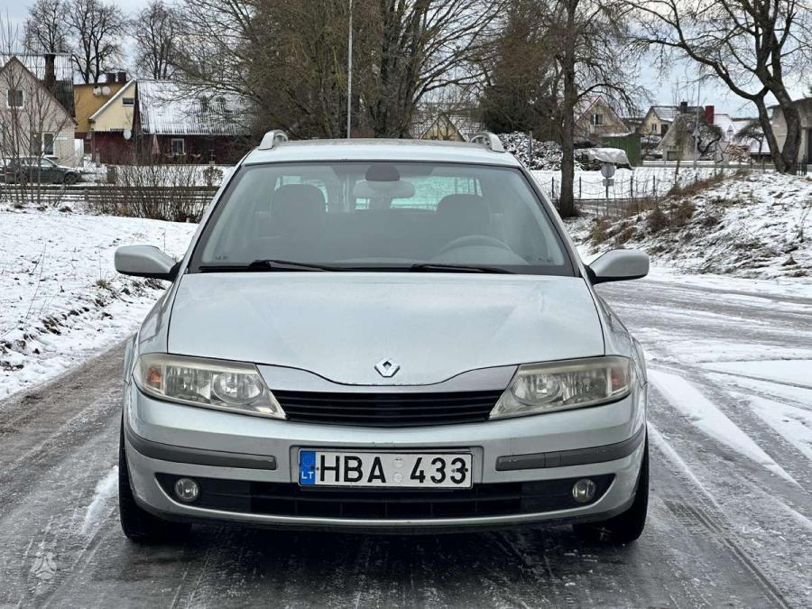 Grey Renault Laguna 2005 in Vilnius, with an engine capacity of 2.00 L and mileage of 300 thousand km for 499 €, photo 2 on AUTOMOTO.COM.LV