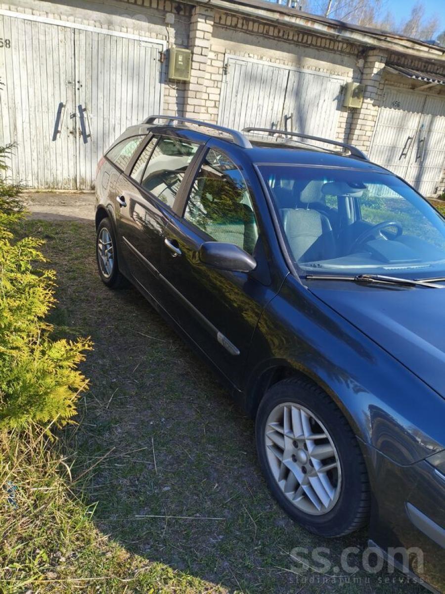 Pelēks Renault Laguna 2005 Rīga, ar dzinēja tilpumu 1.90 L un nobraukumu 210 tūkst. km par 1100 €, foto 4 vietnē AUTOMOTO.COM.LV