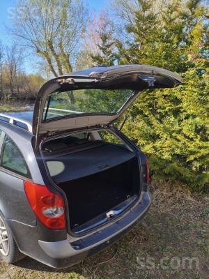 Pelēks Renault Laguna 2005 Rīga, ar dzinēja tilpumu 1.90 L un nobraukumu 210 tūkst. km par 1100 €, foto 7 vietnē AUTOMOTO.COM.LV