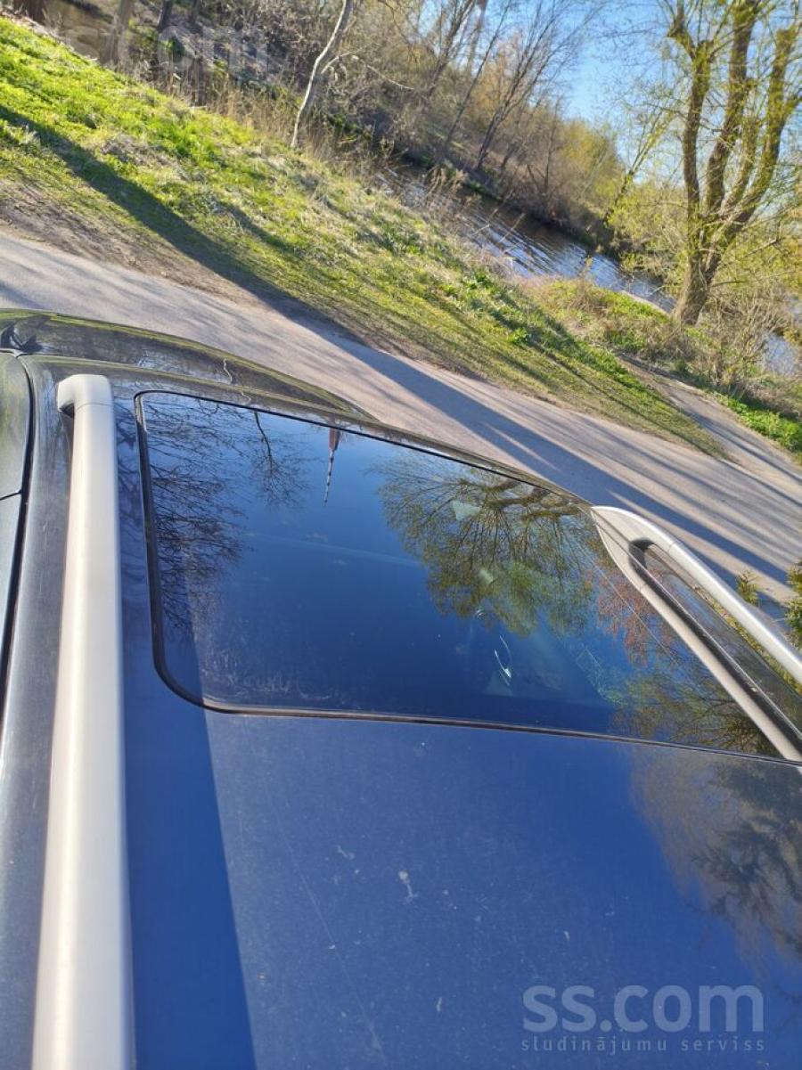 Pelēks Renault Laguna 2005 Rīga, ar dzinēja tilpumu 1.90 L un nobraukumu 210 tūkst. km par 1100 €, foto 12 vietnē AUTOMOTO.COM.LV