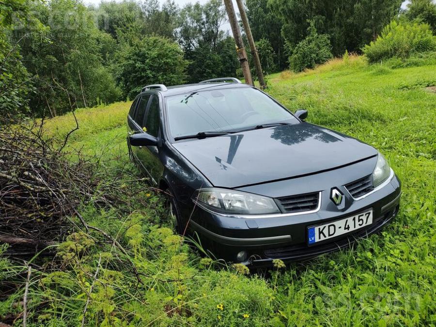 Grey Renault Laguna 2005 in Limbazi, with an engine capacity of 1.90 L and mileage of 320 thousand km for 450 €, photo 10 on AUTOMOTO.COM.LV