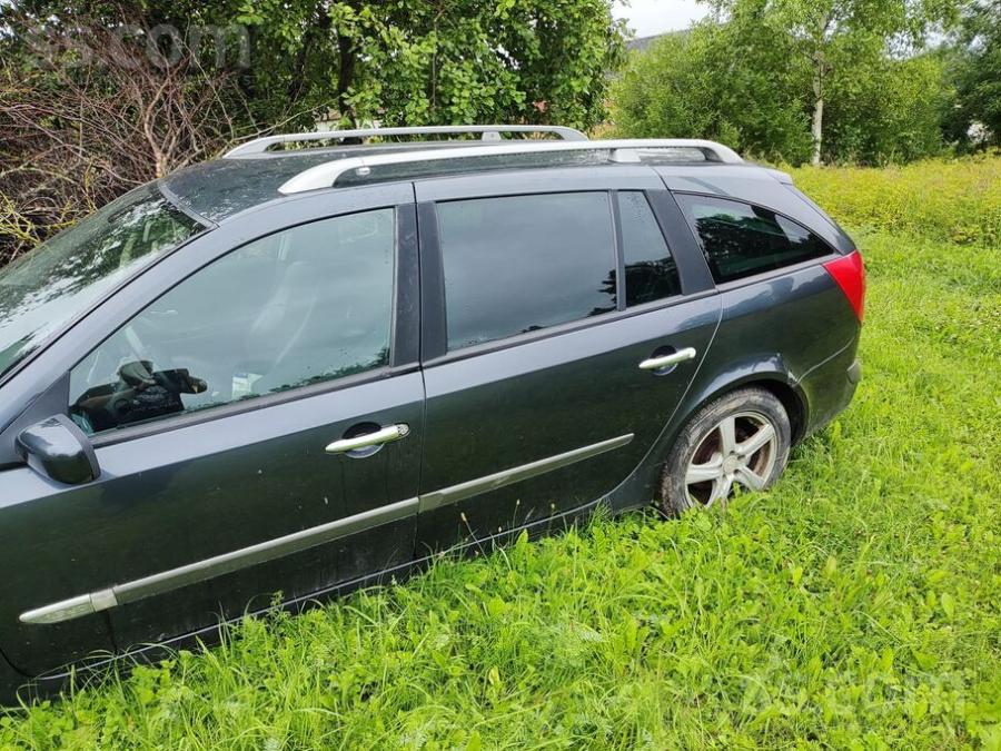 Grey Renault Laguna 2005 in Limbazi, with an engine capacity of 1.90 L and mileage of 320 thousand km for 450 €, photo 11 on AUTOMOTO.COM.LV