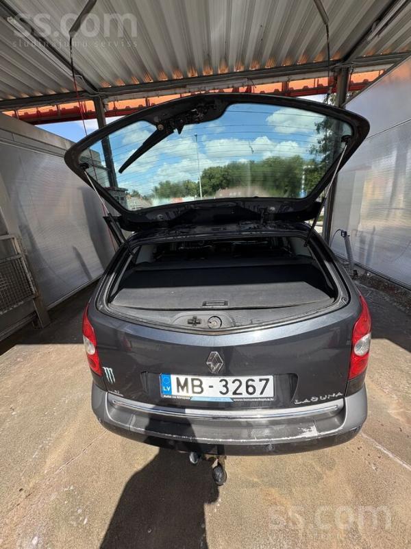 Pelēks Renault Laguna 2006 Jēkabpils, ar dzinēja tilpumu 1.90 L un nobraukumu 337 tūkst. km par 1400 €, foto 3 vietnē AUTOMOTO.COM.LV