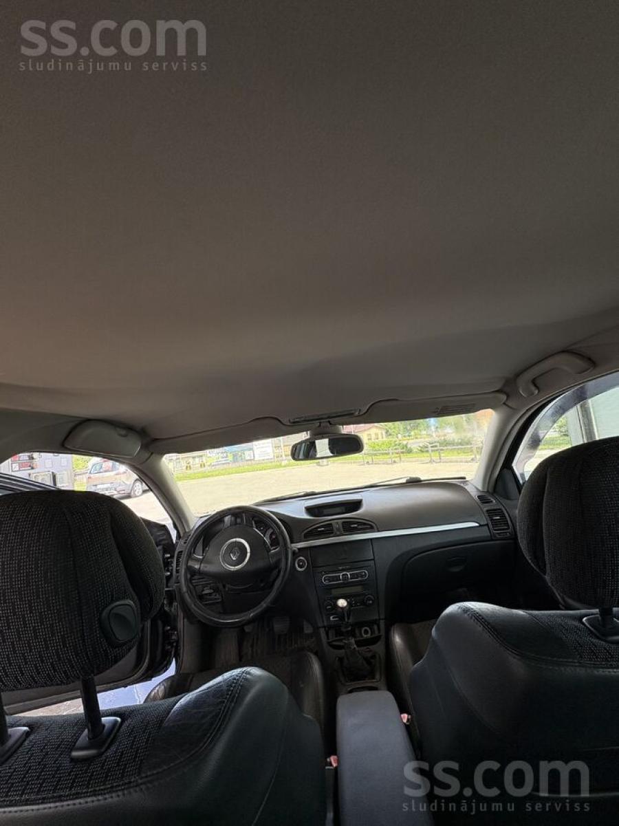 Grey Renault Laguna 2006 in Jekabpils, with an engine capacity of 1.90 L and mileage of 337 thousand km for 1400 €, photo 5 on AUTOMOTO.COM.LV