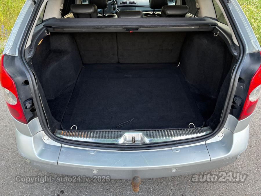 Pelēks Renault Laguna 2007 Tallina, ar dzinēja tilpumu 1.90 L un nobraukumu 250 tūkst. km par 1800 €, foto 19 vietnē AUTOMOTO.COM.LV