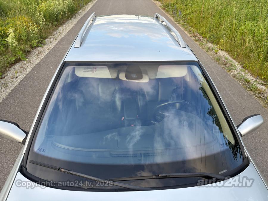 Pelēks Renault Laguna 2007 Tallina, ar dzinēja tilpumu 1.90 L un nobraukumu 250 tūkst. km par 1800 €, foto 29 vietnē AUTOMOTO.COM.LV