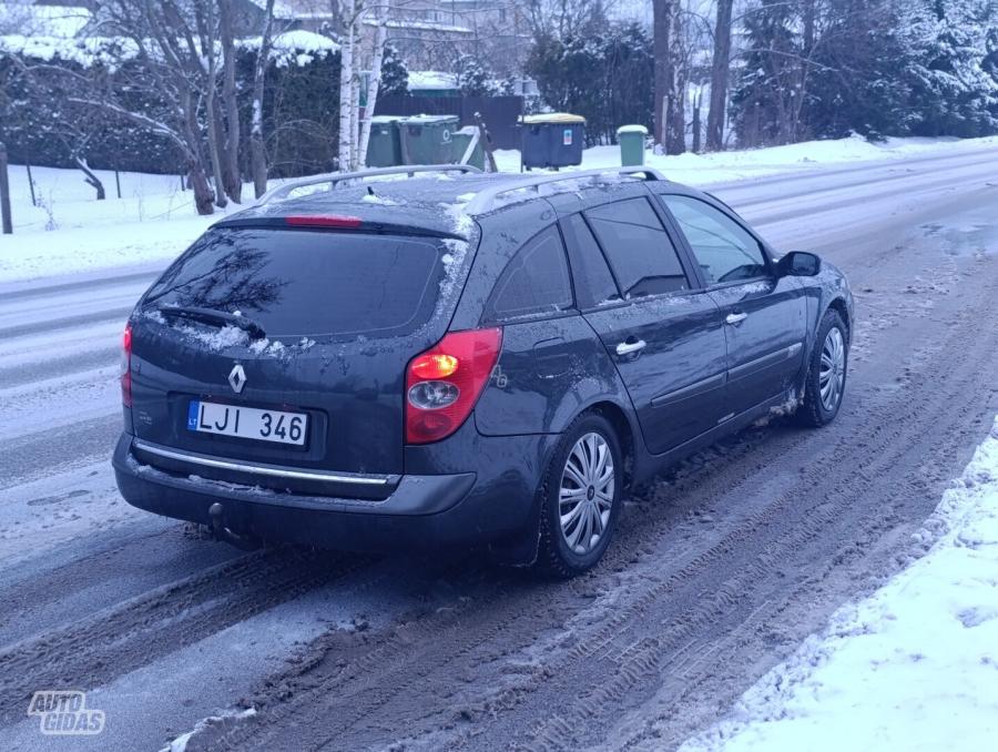 Pelēks Renault Laguna 2008 Kauņa, ar dzinēja tilpumu 1.90 L un nobraukumu 304 tūkst. km par 1100 €, foto 4 vietnē AUTOMOTO.COM.LV
