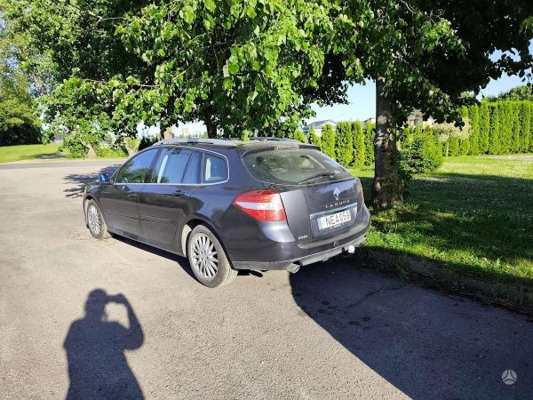Pelēks Renault Laguna 2008 Kretinga, ar dzinēja tilpumu 2.00 L un nobraukumu 282 tūkst. km par 1000 €, foto 3 vietnē AUTOMOTO.COM.LV
