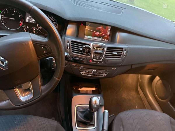 Pelēks Renault Laguna 2008 Tauragė, ar dzinēja tilpumu 2.00 L un nobraukumu 278 tūkst. km par 2000 €, foto 9 vietnē AUTOMOTO.COM.LV