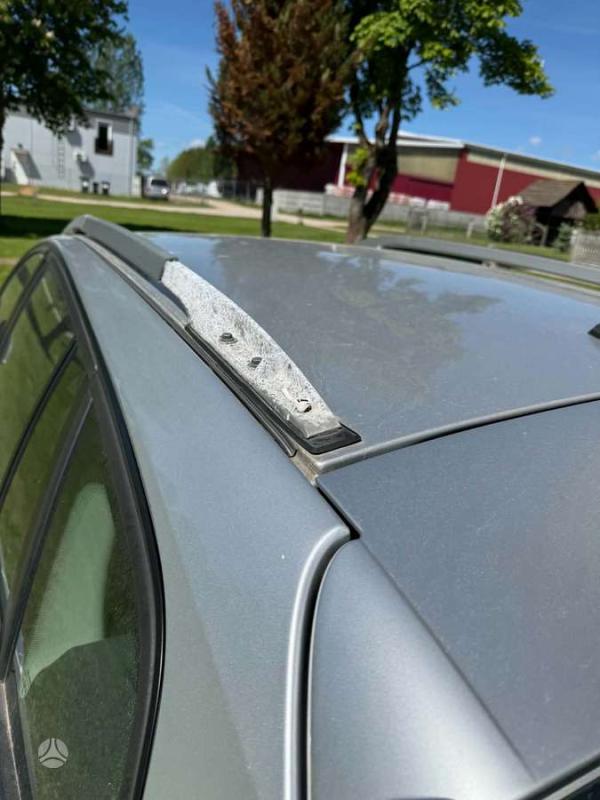 Pelēks Renault Laguna 2008 Tauragė, ar dzinēja tilpumu 2.00 L un nobraukumu 278 tūkst. km par 2000 €, foto 11 vietnē AUTOMOTO.COM.LV
