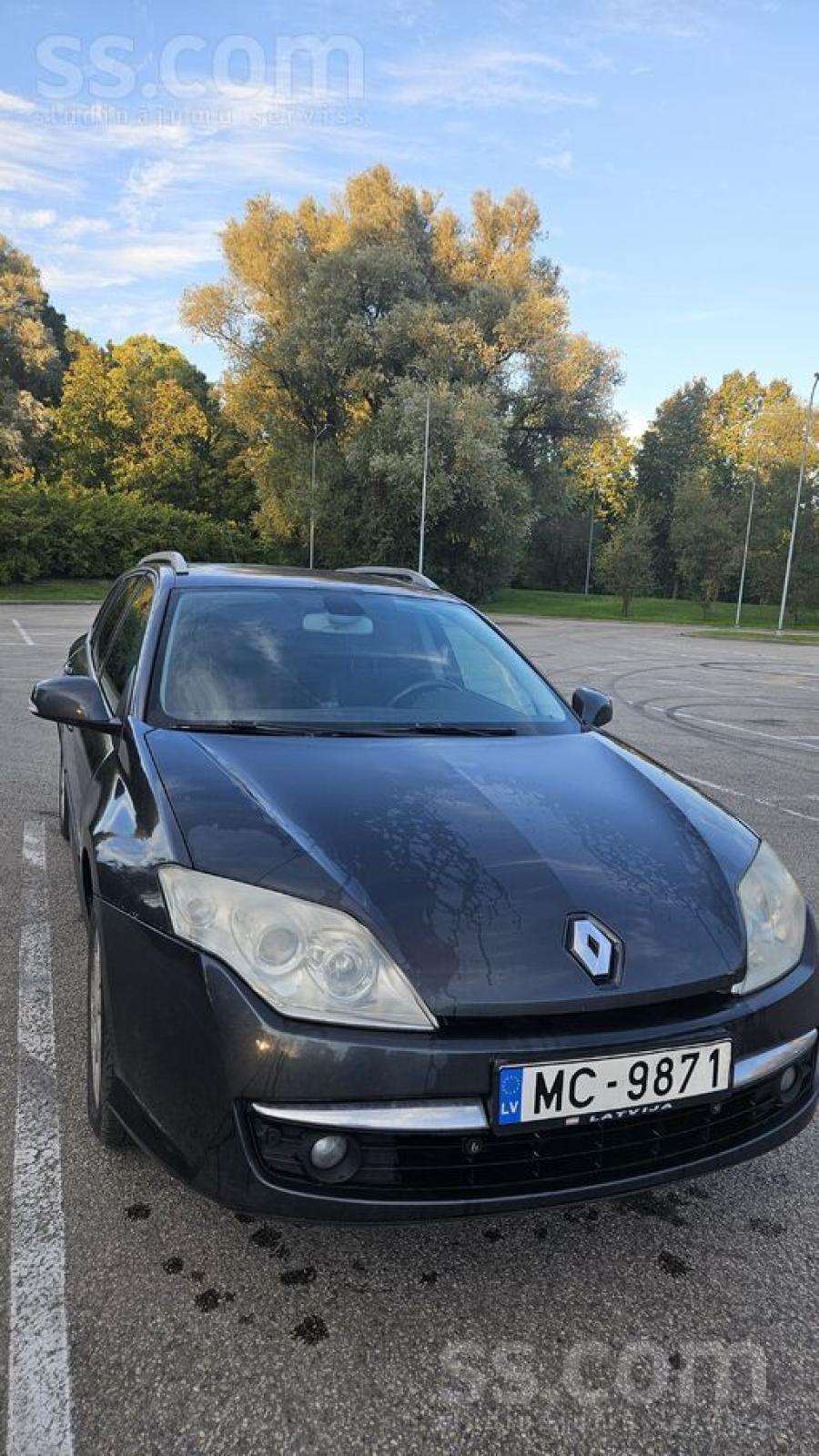 Pelēks Renault Laguna 2008 Jēkabpils, ar dzinēja tilpumu 2.00 L un nobraukumu 394 tūkst. km par 2250 €, foto 5 vietnē AUTOMOTO.COM.LV