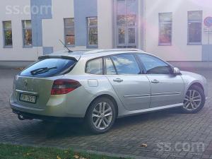 Pelēks Renault Laguna 2008 Jelgava, ar dzinēja tilpumu 1.50 L un nobraukumu 320 tūkst. km par 2500 €, foto 6 vietnē AUTOMOTO.COM.LV