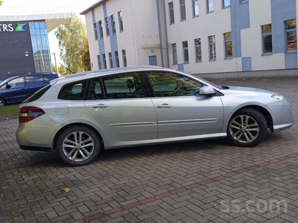 Grey Renault Laguna 2008 in Jelgava, with an engine capacity of 1.50 L and mileage of 320 thousand km for 2500 €, photo 7 on AUTOMOTO.COM.LV