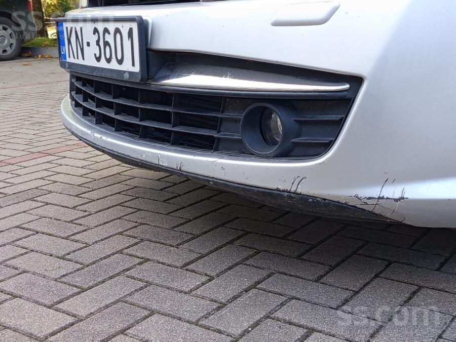 Pelēks Renault Laguna 2008 Jelgava, ar dzinēja tilpumu 1.50 L un nobraukumu 320 tūkst. km par 2500 €, foto 9 vietnē AUTOMOTO.COM.LV