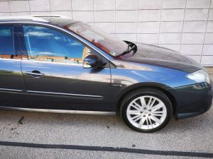 Pelēks Renault Laguna 2009 Klaipėda, ar dzinēja tilpumu 2.00 L un nobraukumu 194 tūkst. km par 3100 €, foto 14 vietnē AUTOMOTO.COM.LV