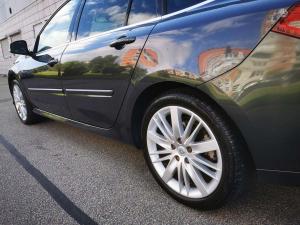 Pelēks Renault Laguna 2009 Klaipėda, ar dzinēja tilpumu 2.00 L un nobraukumu 194 tūkst. km par 3100 €, foto 15 vietnē AUTOMOTO.COM.LV