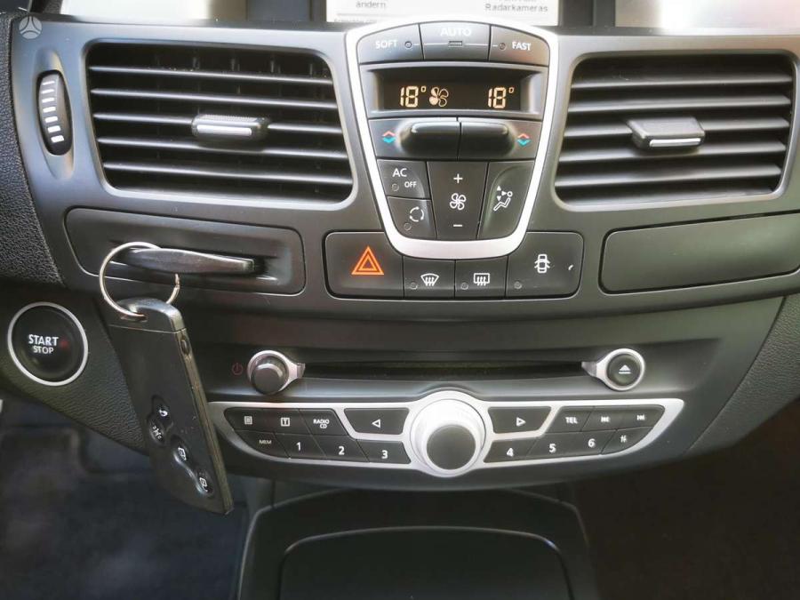 Pelēks Renault Laguna 2009 Klaipėda, ar dzinēja tilpumu 2.00 L un nobraukumu 194 tūkst. km par 3100 €, foto 33 vietnē AUTOMOTO.COM.LV