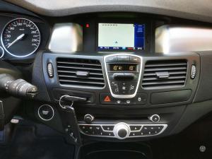 Pelēks Renault Laguna 2009 Klaipėda, ar dzinēja tilpumu 2.00 L un nobraukumu 194 tūkst. km par 3100 €, foto 35 vietnē AUTOMOTO.COM.LV
