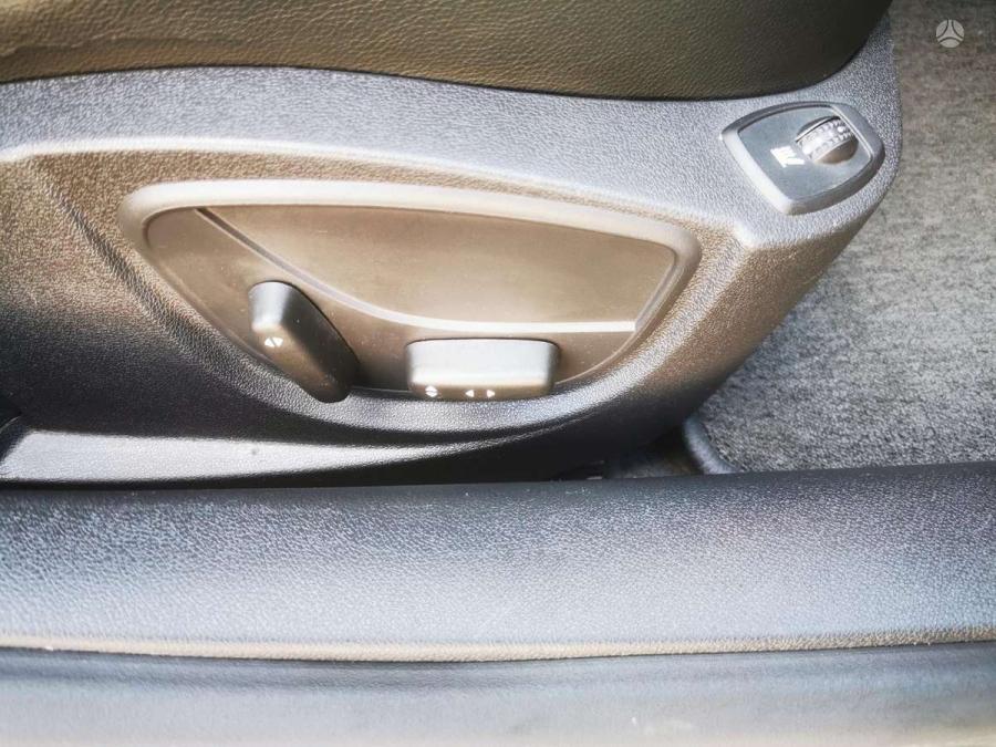 Pelēks Renault Laguna 2009 Klaipėda, ar dzinēja tilpumu 2.00 L un nobraukumu 194 tūkst. km par 3100 €, foto 39 vietnē AUTOMOTO.COM.LV