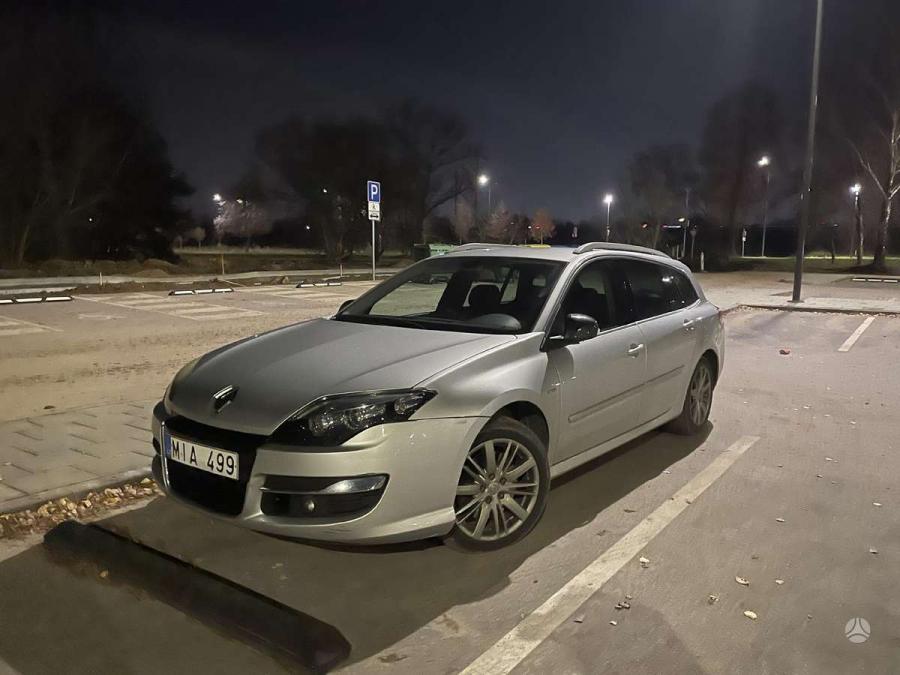 Pelēks Renault Laguna 2010 Kauņa, ar dzinēja tilpumu 2.00 L un nobraukumu 389 tūkst. km par 2600 €, foto 1 vietnē AUTOMOTO.COM.LV