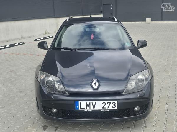 Grey Renault Laguna 2010 in Siauliai, with an engine capacity of 2.00 L and mileage of 269 thousand km for 2000 €, photo 2 on AUTOMOTO.COM.LV