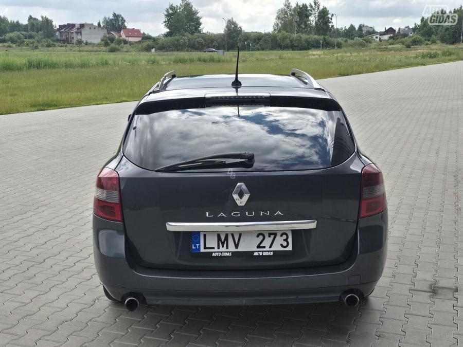 Grey Renault Laguna 2010 in Siauliai, with an engine capacity of 2.00 L and mileage of 269 thousand km for 2000 €, photo 6 on AUTOMOTO.COM.LV