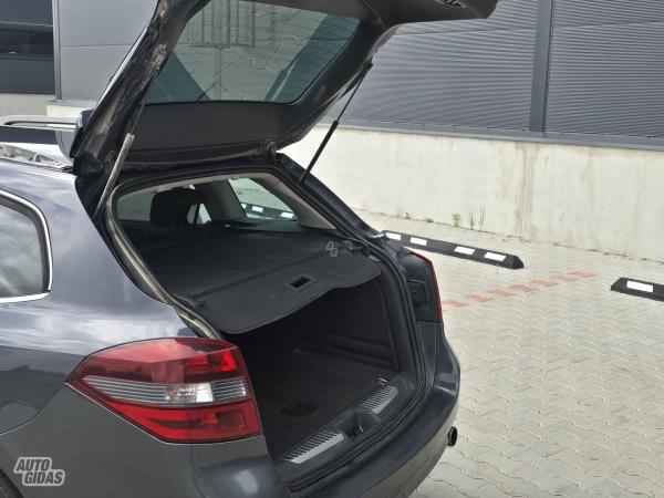 Grey Renault Laguna 2010 in Siauliai, with an engine capacity of 2.00 L and mileage of 269 thousand km for 2000 €, photo 7 on AUTOMOTO.COM.LV
