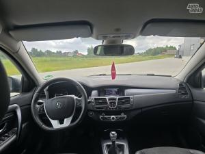 Grey Renault Laguna 2010 in Siauliai, with an engine capacity of 2.00 L and mileage of 269 thousand km for 2000 €, photo 11 on AUTOMOTO.COM.LV