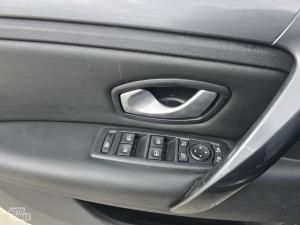 Grey Renault Laguna 2010 in Siauliai, with an engine capacity of 2.00 L and mileage of 269 thousand km for 2000 €, photo 24 on AUTOMOTO.COM.LV