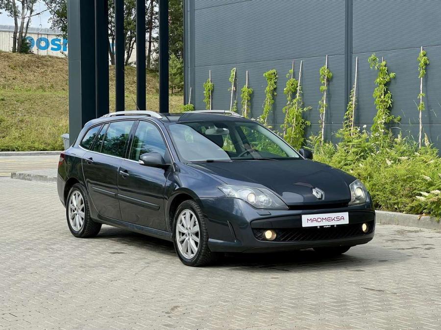 Grey Renault Laguna 2010 in Vilnius, with an engine capacity of 1.46 L and mileage of 307 thousand km for 2990 €, photo 9 on AUTOMOTO.COM.LV