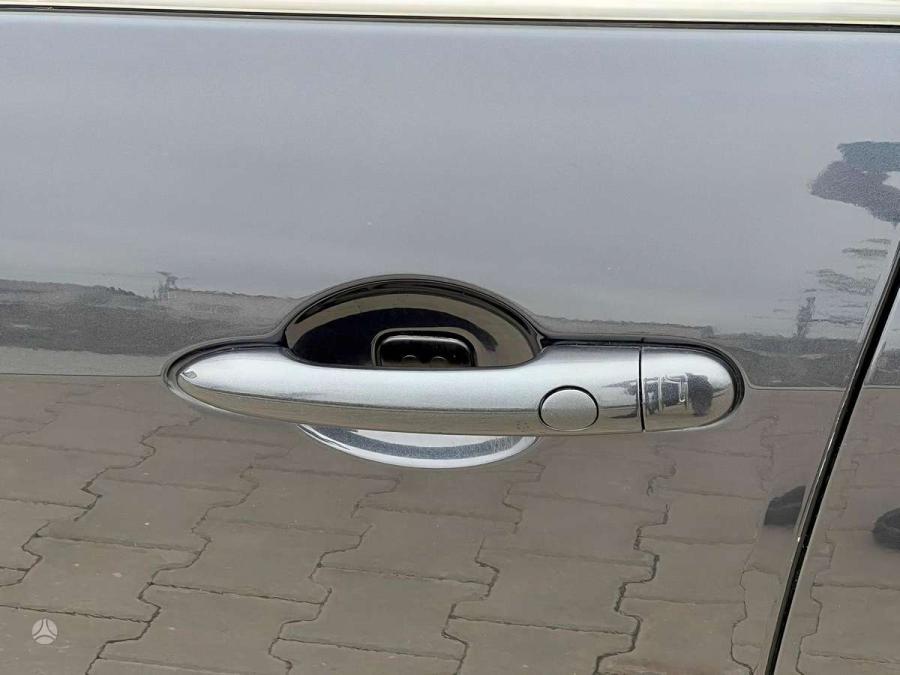 Pelēks Renault Laguna 2010 Viļņa, ar dzinēja tilpumu 1.46 L un nobraukumu 307 tūkst. km par 2990 €, foto 16 vietnē AUTOMOTO.COM.LV