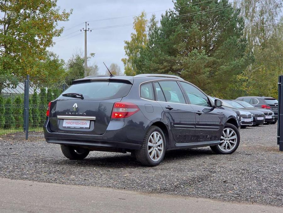 Pelēks Renault Laguna 2010 Elektrėnai, ar dzinēja tilpumu 1.46 L un nobraukumu 307 tūkst. km par 2990 €, foto 7 vietnē AUTOMOTO.COM.LV