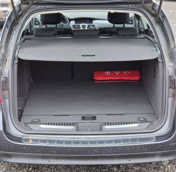 Renault Laguna 2010 Elektrėnai vietnē Pelēks Renault Laguna 2010 Elektrėnai, ar dzinēja tilpumu 1.46 L un nobraukumu 307 tūkst. km par 2990 €, foto 10 vietnē AUTOMOTO.COM.LV