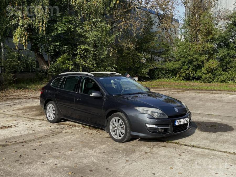 Pelēks Renault Laguna 2011 Jēkabpils, ar dzinēja tilpumu 2.00 L un nobraukumu 249 tūkst. km par 3750 €, foto 3 vietnē AUTOMOTO.COM.LV